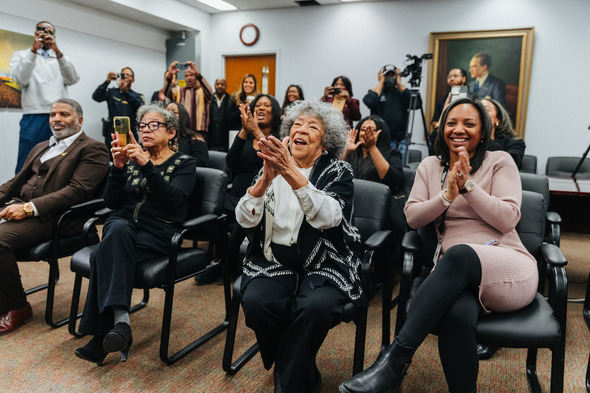 It’s official: Mary Sheffield is Detroit’s 76th Mayor, making history as Detroit’s first woman ...